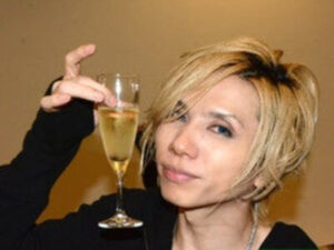 【2025現在】yasuは今何してる？ハワイで治療中もジャンヌ復活は絶望的との噂も！ – あの人の現在